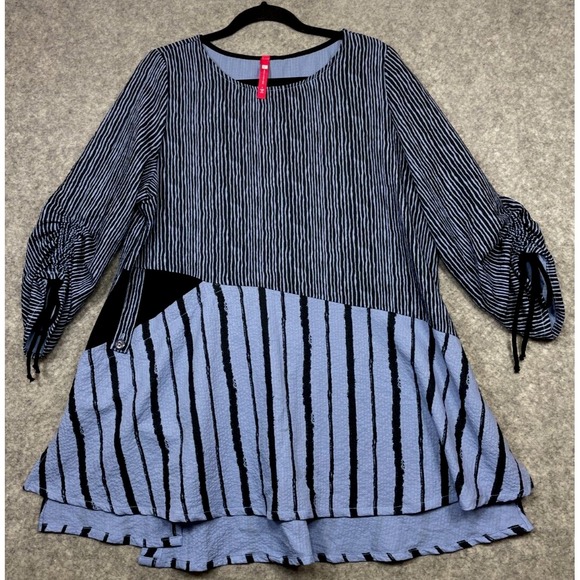 IC COLLECTION | Tops | Ic Collection Connie K Tunic Top Womens L Blue ...